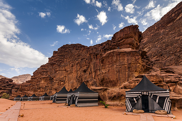 AWESOME NATURE IN WADI RUM – Yalla Tours Blog