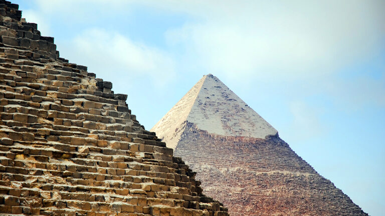 PYRAMIDS PYRAMIDS PYRAMIDS! – Yalla Tours Blog